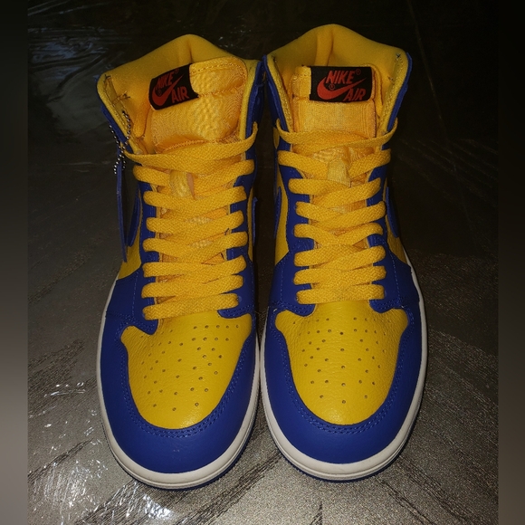 Nike | Shoes | Nike Air Jordan Retro High Og Reverse Laney | Poshmark